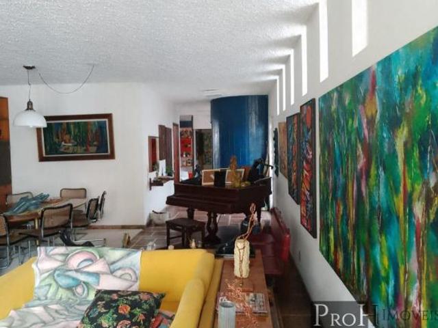 Casa em Santo Antônio, São Caetano do Sul/SP de 282m² 3 quartos à venda por R$ 2.800.000,00
