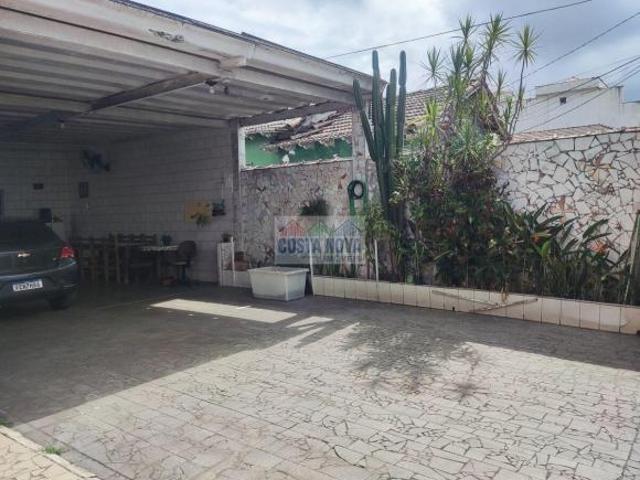Casa em Santos, no Estuario de 264m², proximo Supermercado Mercado Atacadista