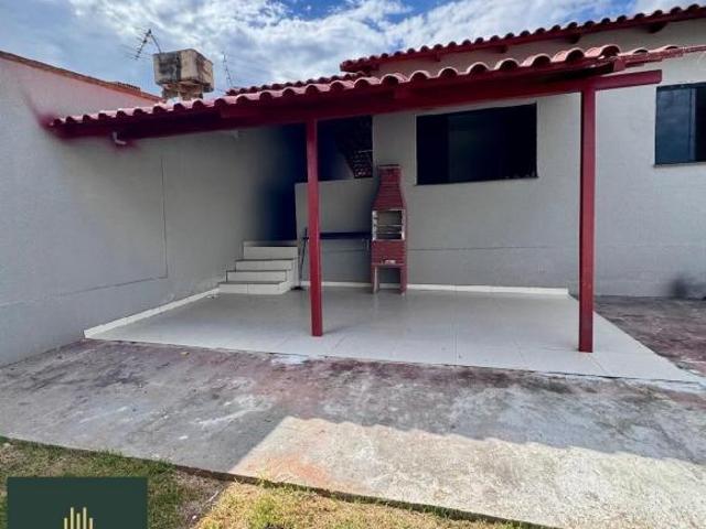 Casa em Setor Marista Sul, Aparecida de Goiânia/GO de 124m² 3 quartos à venda por R$ 420.000,00
