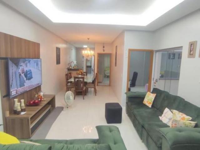 Casa em Setor Faiçalville, Goiânia/GO de 190m² 3 quartos à venda por R$ 649.990,00
