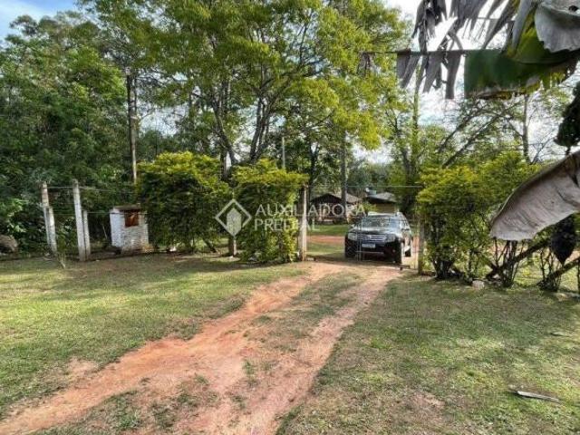 Casa em sítio no Parque Eldorado, ideal para moradia ou lazer