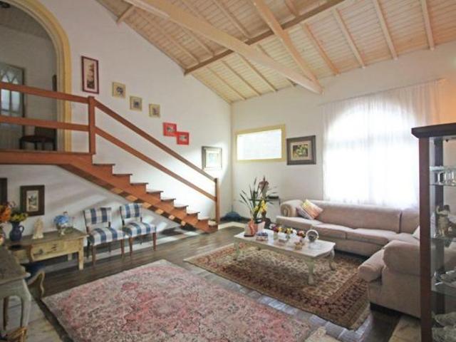 Casa em Sítio Pereira Leite, Carapicuíba/SP de 230m² 2 quartos à venda por R$ 850.000,00