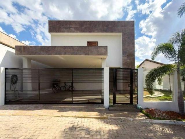 Casa em Sobradinho II 4 Quartos 5 Banheiros 4 Vagas