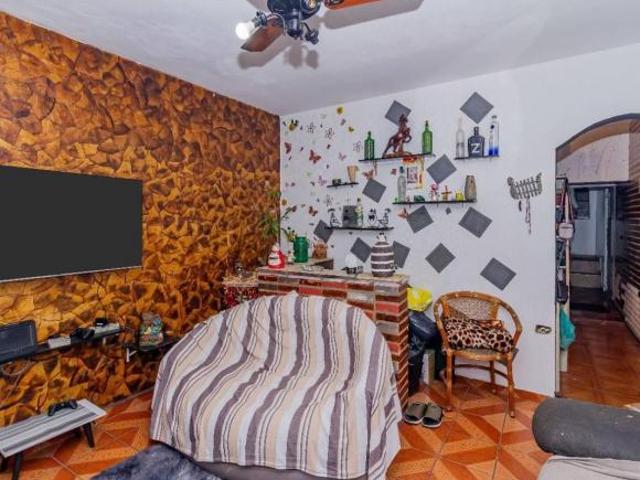 Casa em tucuruvi vender ótima localização bom lugar perto de td metro a 15 minutos