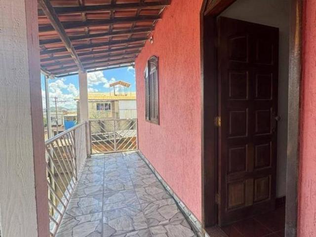 Casa em Tupi B, Belo Horizonte/MG de 150m² 4 quartos à venda por R$ 200.000,00