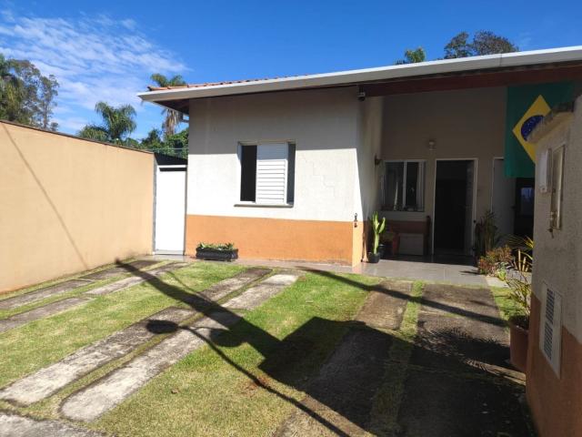 Casa em Taboleiro Verde, Cotia/SP de 55m² 2 quartos à venda por R$ 349.900,00