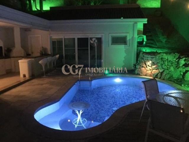 Casa em Tamboré, Santana de Parnaíba/SP de 450m² à venda por R$ 3.799.900,00