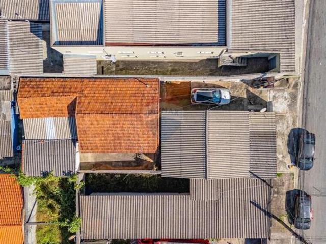 Casa Em Terra Preta Para Renda