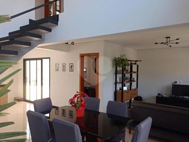 Casa em Terras de Santa Teresa, Itupeva/SP de 171m² 3 quartos à venda por R$ 1.010.000,00 ou para lo