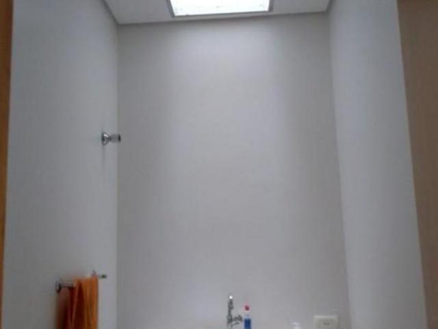 CASA EM TERRENO ESPAÇOSO, VENHA CONFERIR !