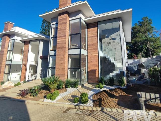 Casa em Tijuca, Teresópolis/RJ de 3500m² 4 quartos à venda por R$ 1.199.900,00