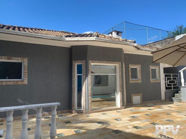 Casa em Tijuca, Teresópolis/RJ de 400m² 3 quartos à venda por R$ 1.399.000,00