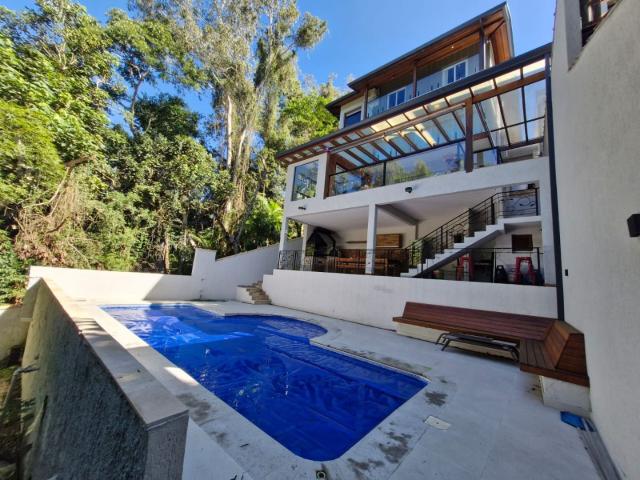 Casa em Transurb, Itapevi/SP de 420m² 5 quartos à venda por R$ 2.099.000,00