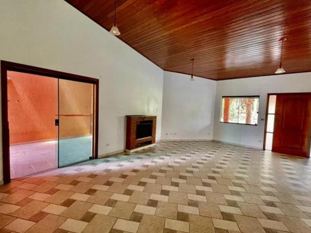 Casa em Transurb, Itapevi/SP de 211m² 3 quartos à venda por R$ 950.000,00