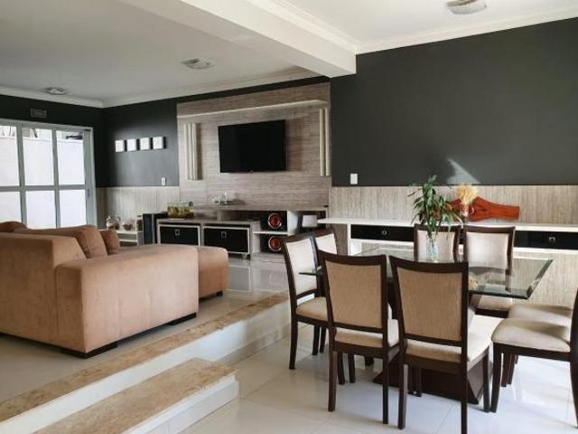 Casa em Transurb, Itapevi/SP de 378m² 3 quartos à venda por R$ 1.490.000,00