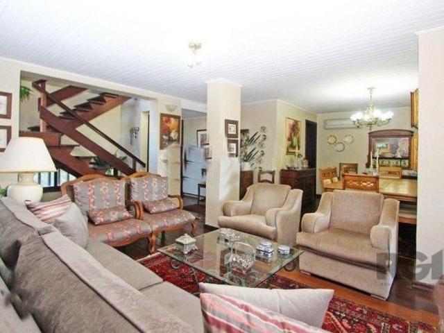 Casa em Três Figueiras