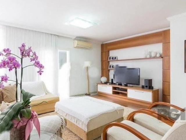 Casa em Três Figueiras