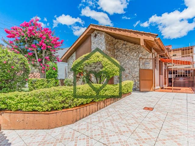 Casa em Tristeza, Porto Alegre/RS de 0m² 5 quartos à venda por R$ 589.000,00