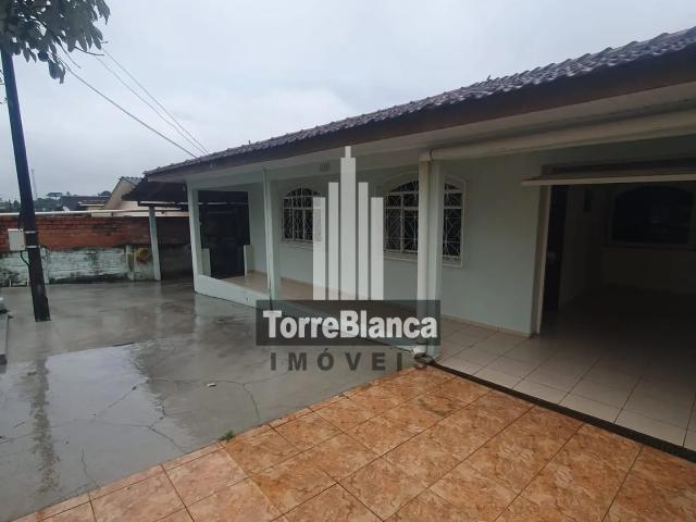 Casa em Uvaranas, Ponta Grossa/PR de 150m² 5 quartos à venda por R$ 379.000,00