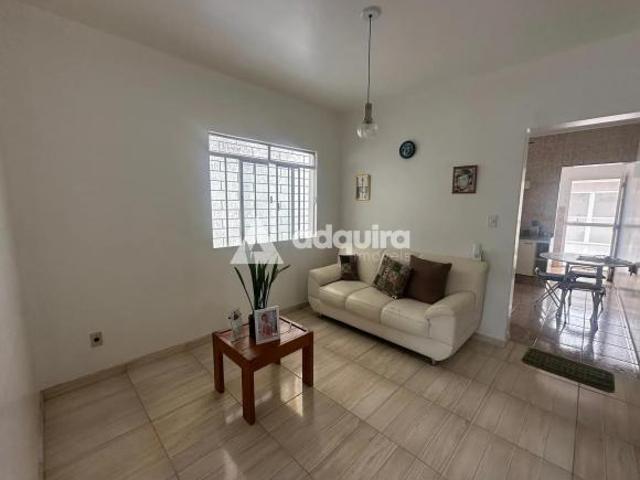 Casa em Uvaranas, Ponta Grossa/PR de 174m² 3 quartos à venda por R$ 550.000,00