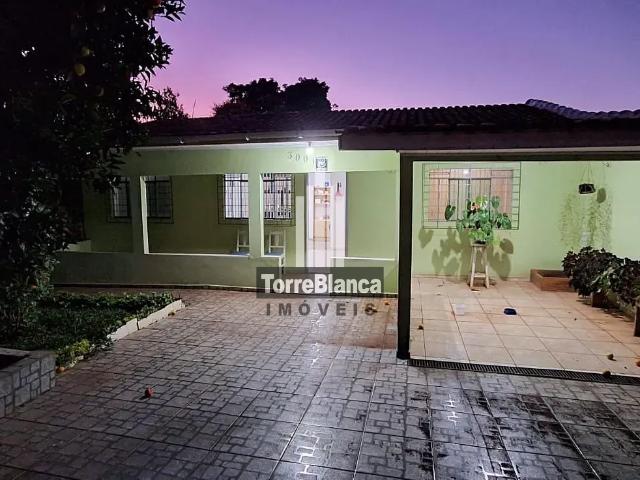 Casa em Uvaranas, Ponta Grossa/PR de 100m² 3 quartos à venda por R$ 349.000,00