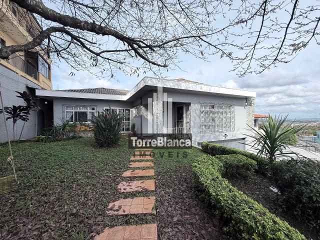 Casa em Uvaranas, Ponta Grossa/PR de 200m² 3 quartos para locação R$ 5.500,00/mes