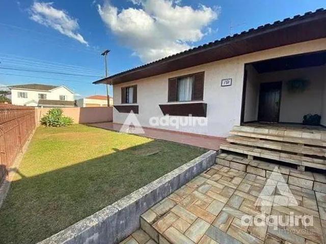Casa em Uvaranas, Ponta Grossa/PR de 225m² 3 quartos à venda por R$ 698.000,00