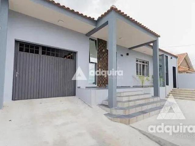 Casa em Uvaranas, Ponta Grossa/PR de 236m² 3 quartos à venda por R$ 780.000,00 ou para locação R$ 8