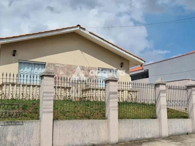 Casa em Uvaranas, Ponta Grossa/PR de 356m² 5 quartos à venda por R$ 600.000,00