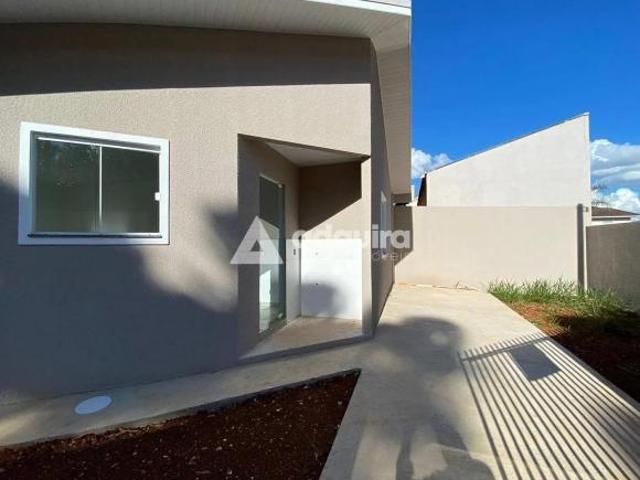 Casa em Uvaranas, Ponta Grossa/PR de 50m² 2 quartos à venda por R$ 205.000,00