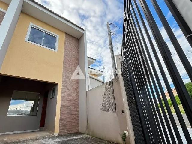 Casa em Uvaranas, Ponta Grossa/PR de 66m² 2 quartos à venda por R$ 299.900,00