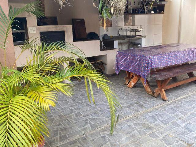 Casa em Ubatuba para até 10 pessoas 3,4km da Praia