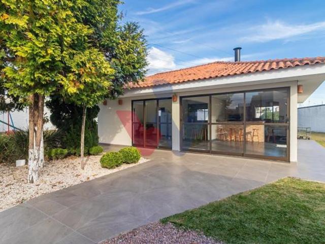 Casa em Uberaba, Curitiba/PR de 180m² 4 quartos à venda por R$ 1.690.000,00