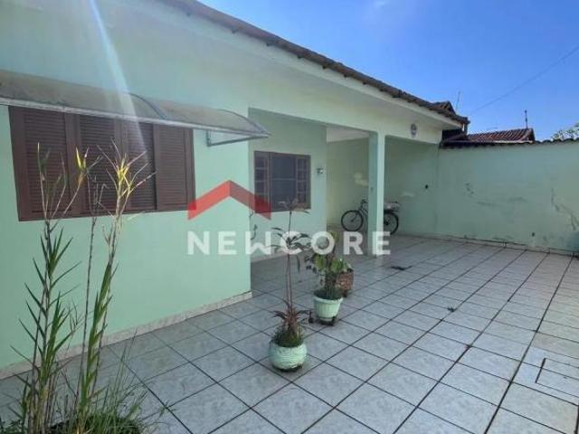 Casa em Rua Um Jardim Suarão Praia Itanhaém/SP