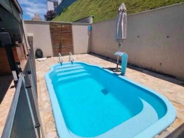 Casa em Urbanova, São José dos Campos/SP de 136m² 4 quartos à venda por R$ 1.696.000,00