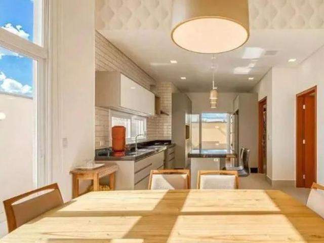 Casa em Urbanova, São José dos Campos/SP de 150m² 3 quartos à venda por R$ 1.700.000,00