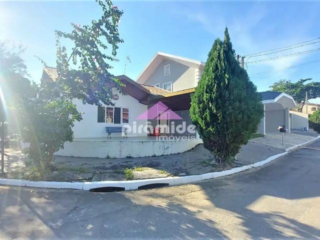 Casa em Urbanova, São José dos Campos/SP de 150m² 3 quartos à venda por R$ 899.900,00