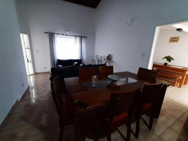 Casa em Urbanova, São José dos Campos/SP de 180m² 4 quartos à venda por R$ 1.290.000,00