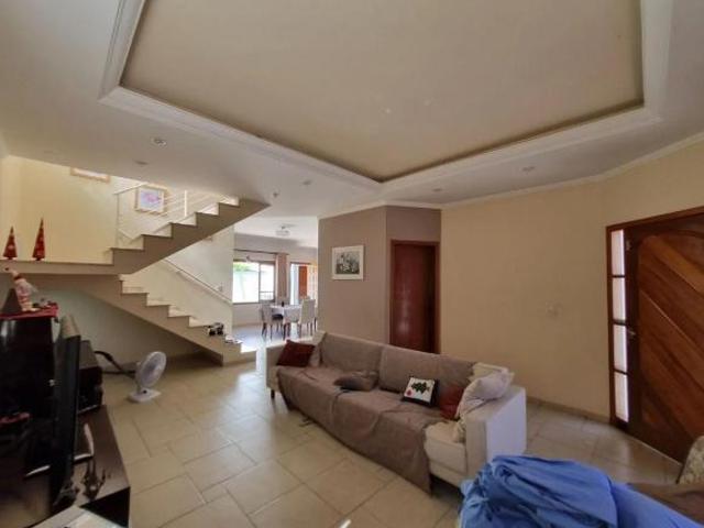Casa em Urbanova, São José dos Campos/SP de 218m² 4 quartos à venda por R$ 1.600.000,00
