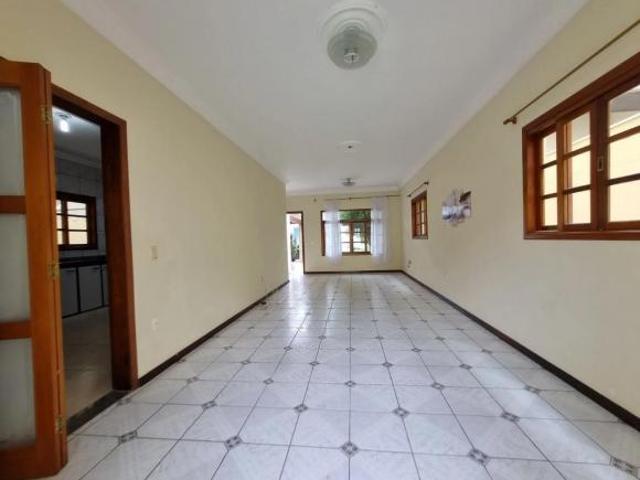 Casa em Urbanova, São José dos Campos/SP de 228m² 3 quartos à venda por R$ 1.490.000,00 ou para loca