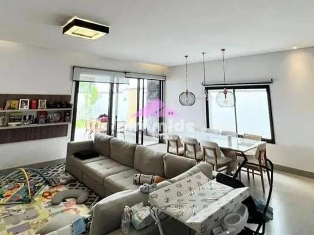 Casa em Urbanova, São José dos Campos/SP de 230m² 3 quartos à venda por R$ 2.200.000,00