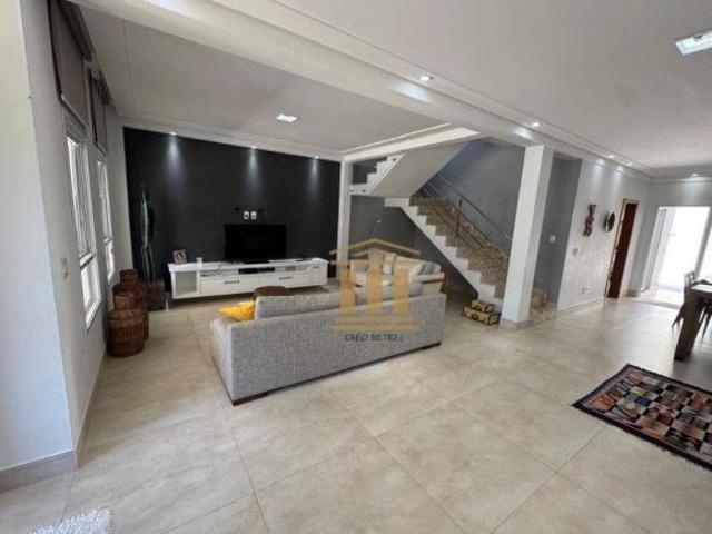 Casa em Urbanova, São José dos Campos/SP de 250m² 4 quartos à venda por R$ 2.300.000,00