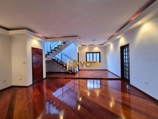 Casa em Urbanova, São José dos Campos/SP de 254m² 3 quartos à venda por R$ 1.520.000,00