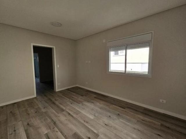Casa em Urbanova, São José dos Campos/SP de 263m² 3 quartos à venda por R$ 2.490.000,00 ou para loca