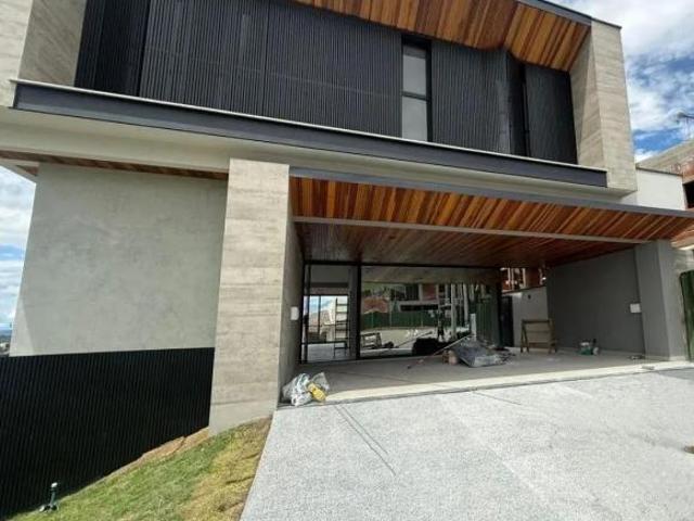 Casa em Urbanova, São José dos Campos/SP de 320m² 4 quartos à venda por R$ 4.000.000,00 ou para loca