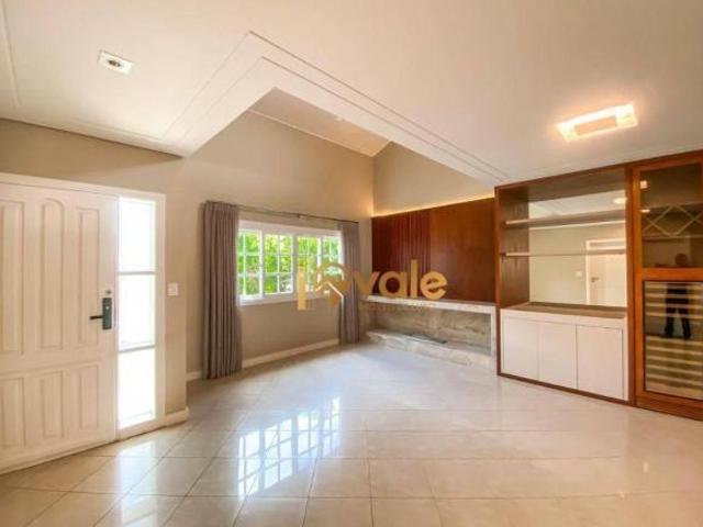 Casa em Urbanova, São José dos Campos/SP de 350m² 4 quartos à venda por R$ 2.600.000,00