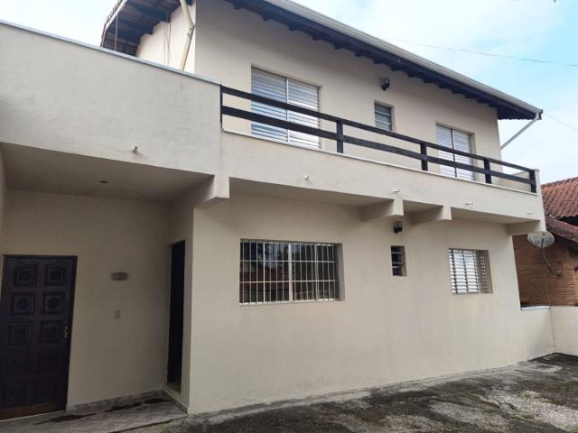 Casa em, Vargem Grande Paulista/SP de 138m² 5 quartos à venda por R$ 699.900,00