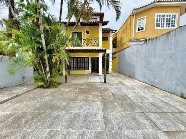Casa em Vargem Grande, Rio de Janeiro/RJ de 120m² 4 quartos à venda por R$ 579.000,00