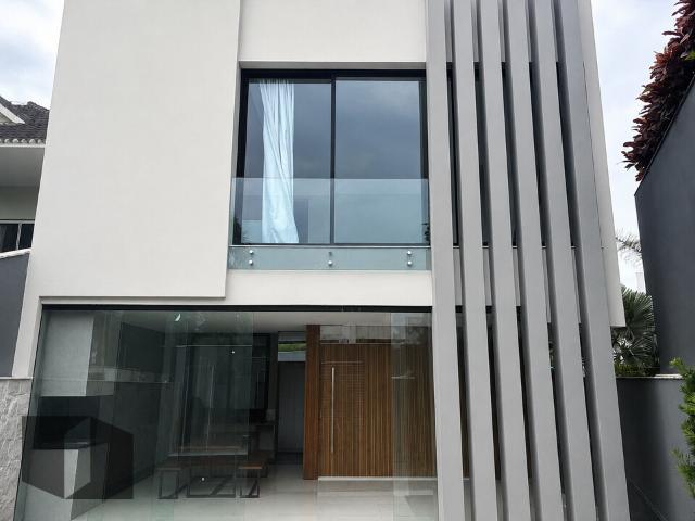 Casa em Vargem Grande, Rio de Janeiro/RJ de 270m² 4 quartos à venda por R$ 3.899.000,00