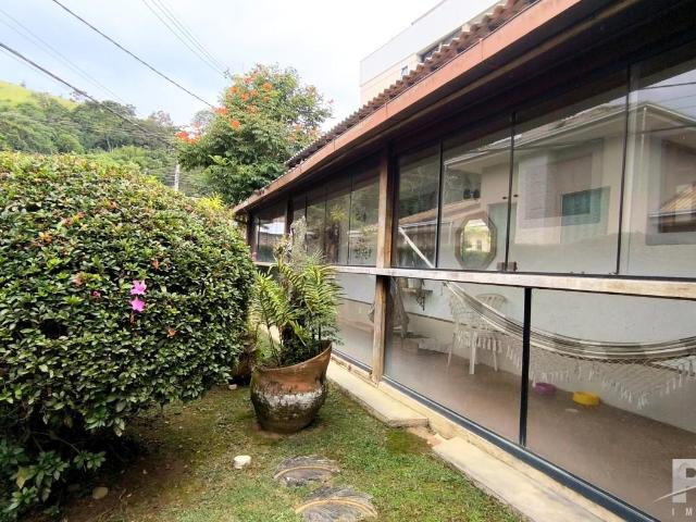 Casa em Vargem Grande, Teresópolis/RJ de 697m² 4 quartos à venda por R$ 859.900,00